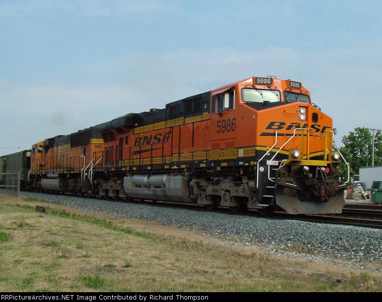 BNSF 5986